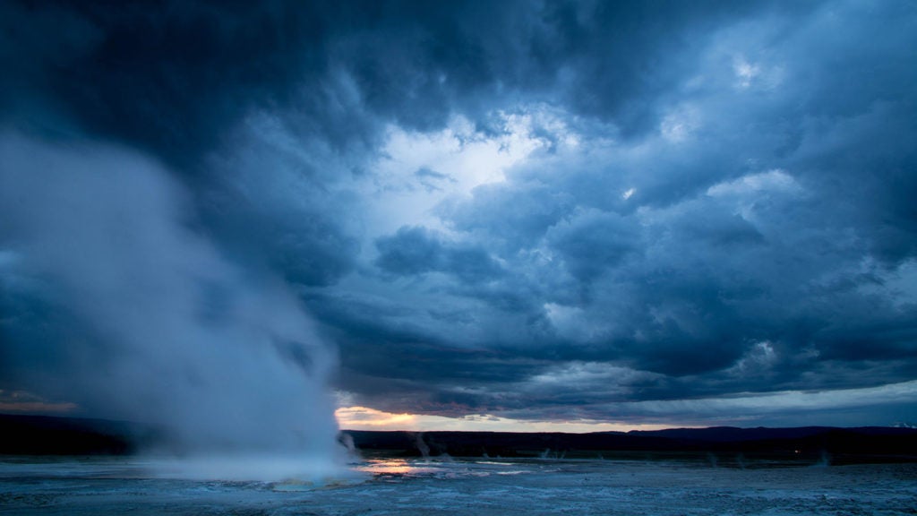 Weather in Yellowstone National Park by the Season