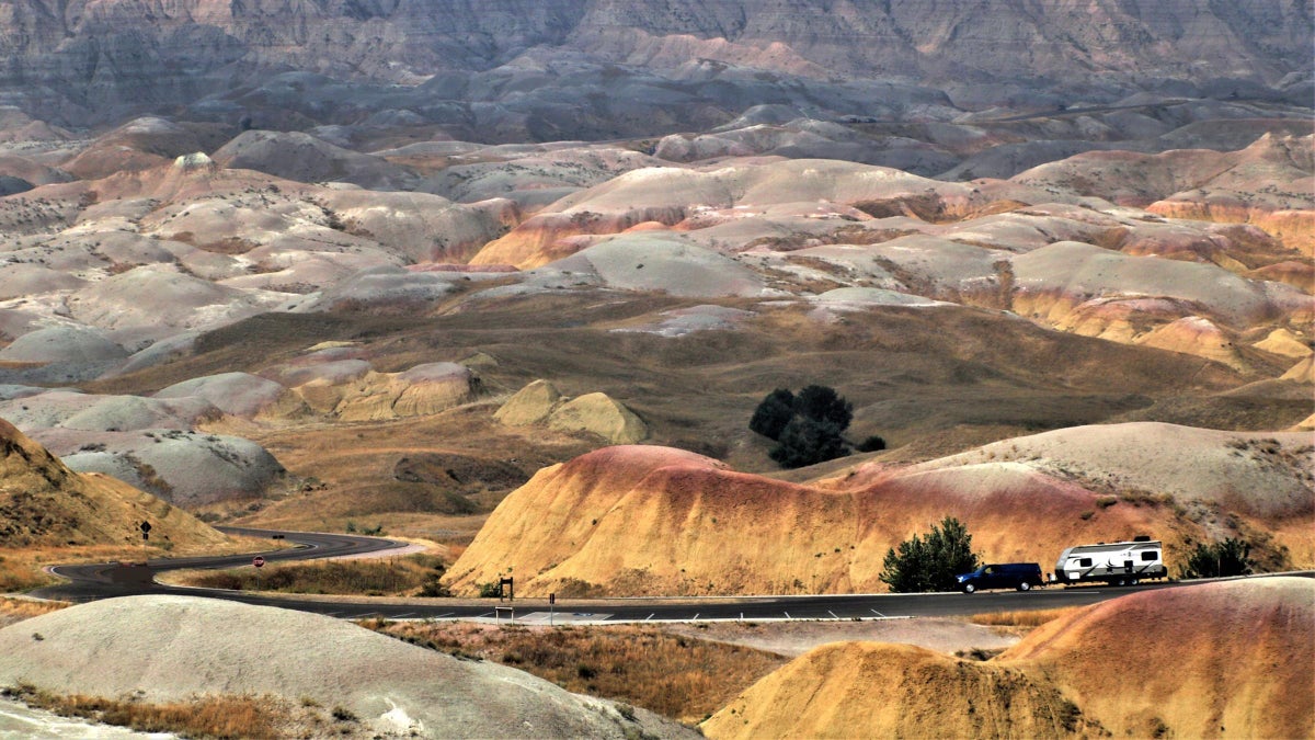 RV in Badlands National Park - 5 South Dakota Camping Tips