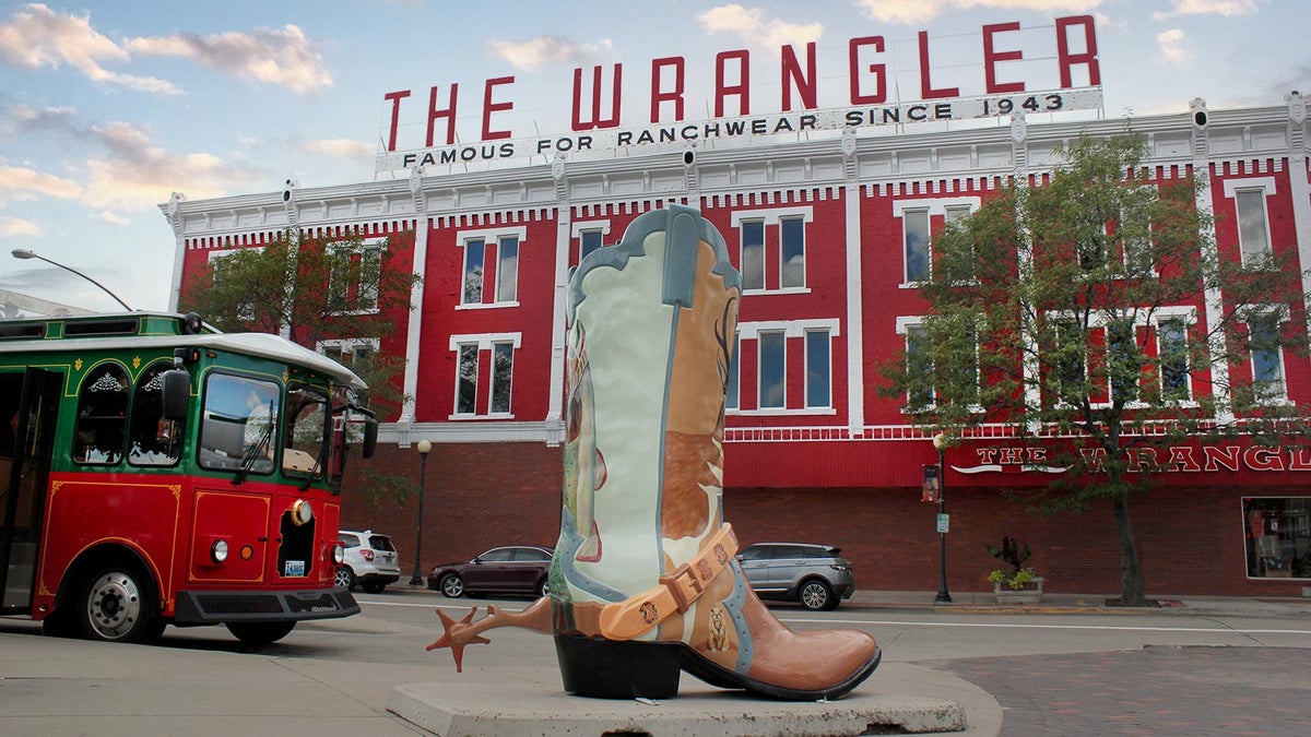 Discover a New West in Cheyenne, between Yellowstone and Rocky